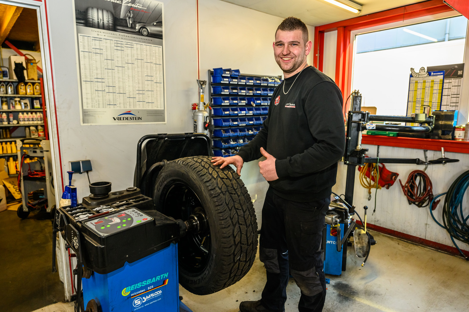 Autobanden vervangen in Sint Nicolaasga | AutoFirst Autobedrijf Bosma